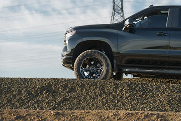 2024 Chevrolet Silverado - Fuel HAMMERHEAD - Black | Wheel Pros